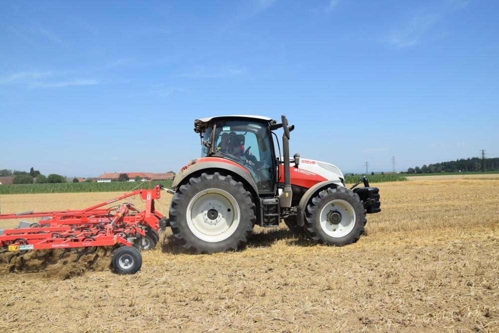 Compacte Steyr Expert CVT met het comfort van de grotere modellen ...