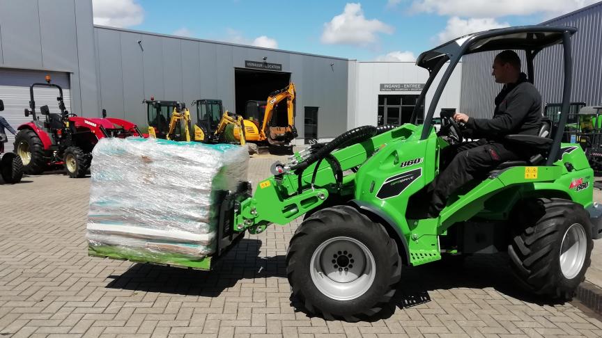 Nieuwe Avant 800-serie geschikt voor landbouwgebruik - Landbouwleven